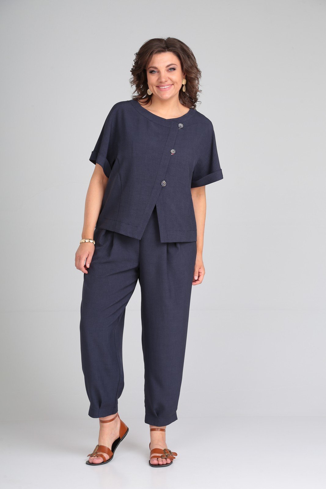 Костюм брючный 1337-1 темно-синий Michel Chic купить в интернет магазине | в наличии